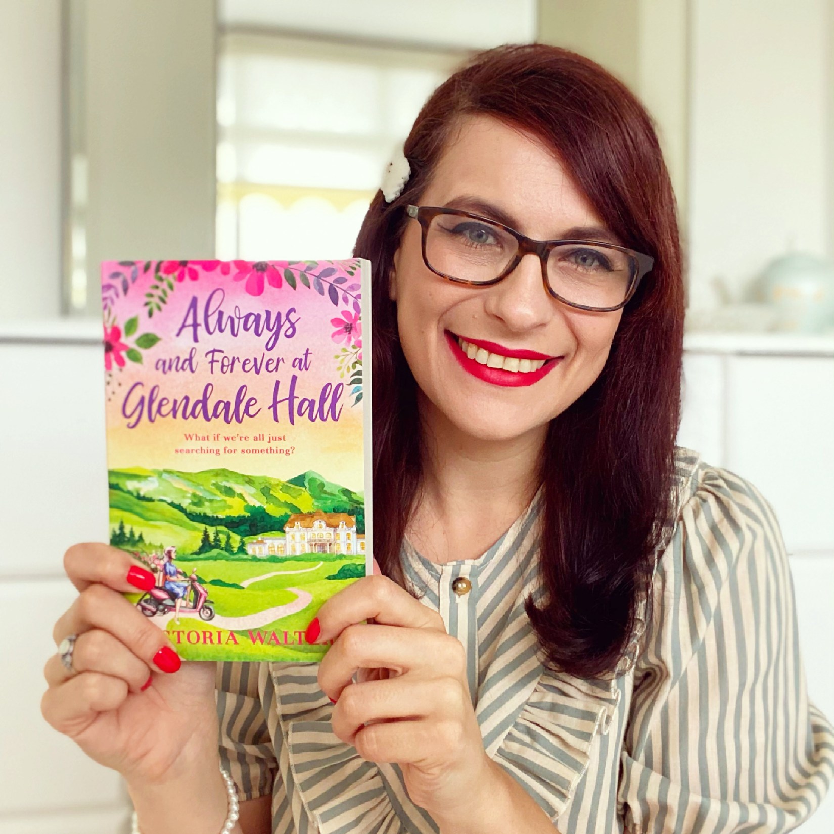 Victoria Walters – Author and Blogger