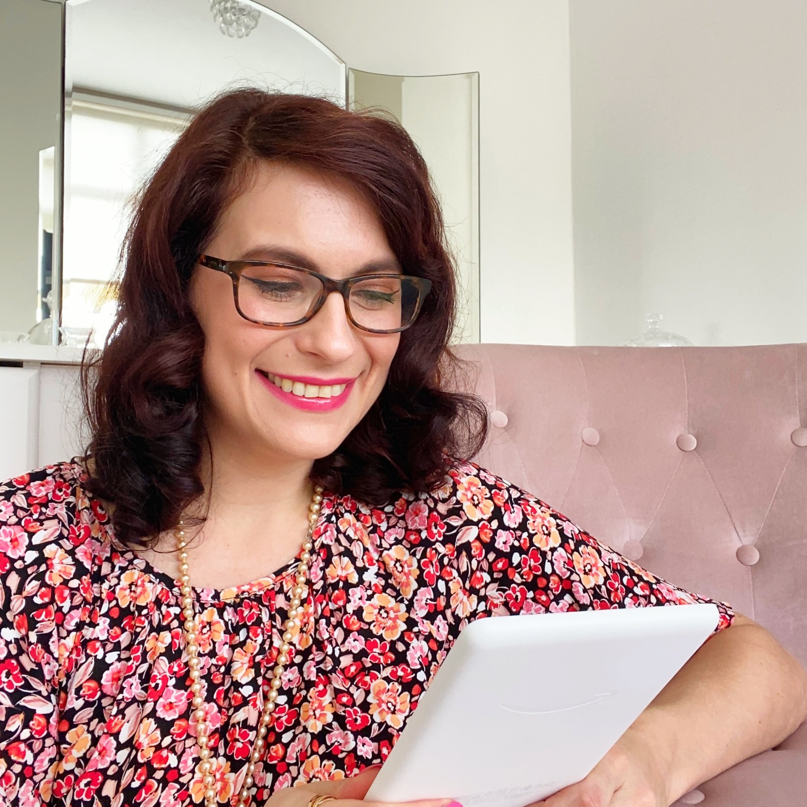 Victoria Walters – Author and Blogger